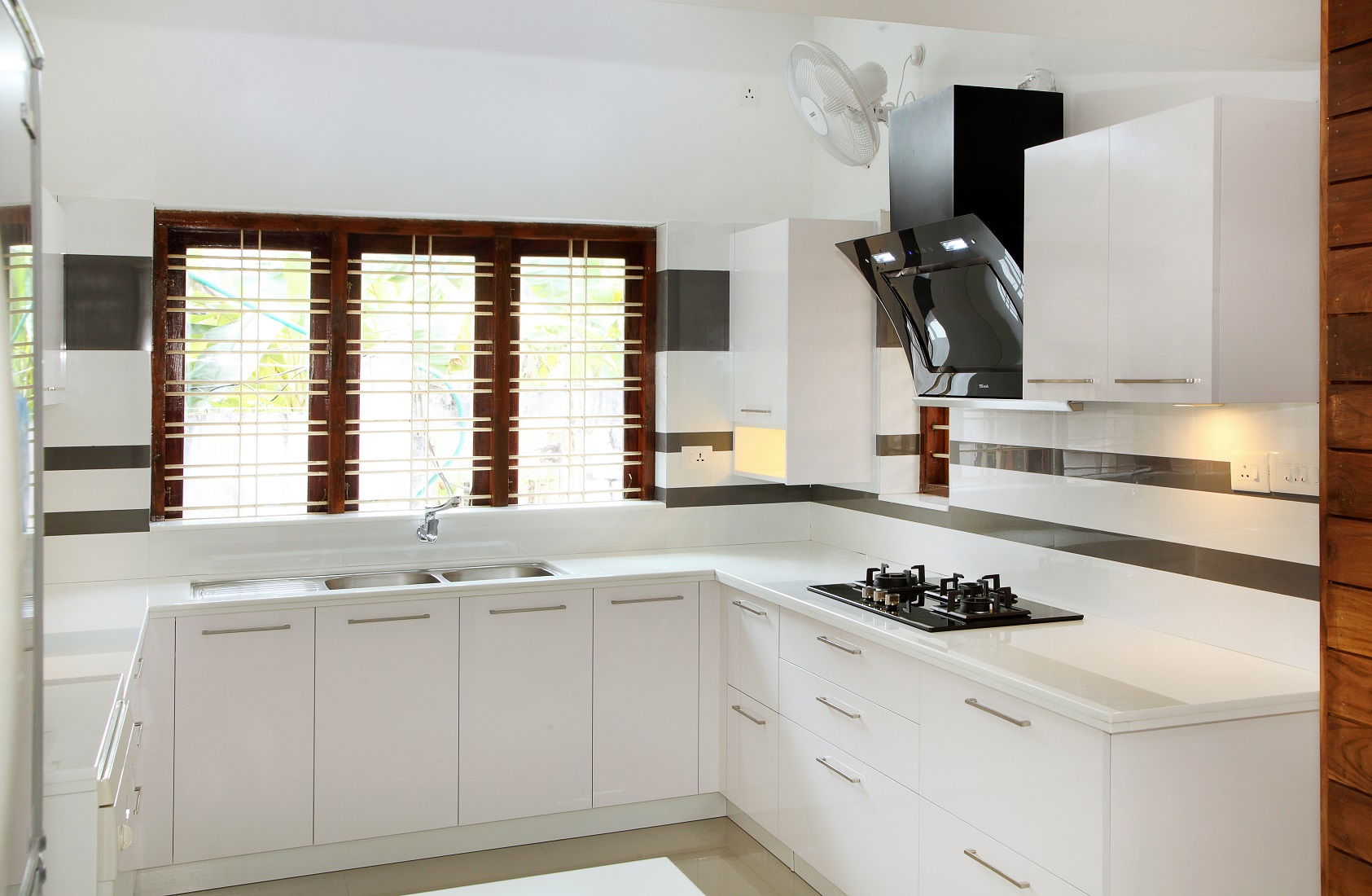 Gallery | Vismaya Kitchen , Official Website of Vismaya kitchens adoor ...